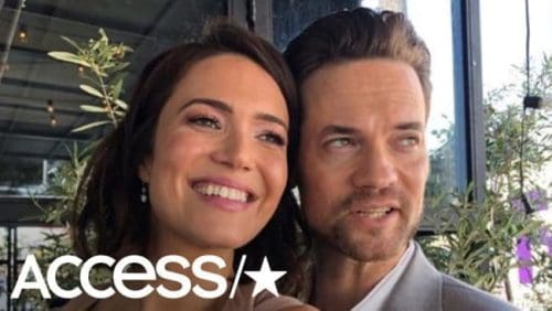 Mandy Moore Remembers Her Co-Star Shane West Whilst Receiving her ...